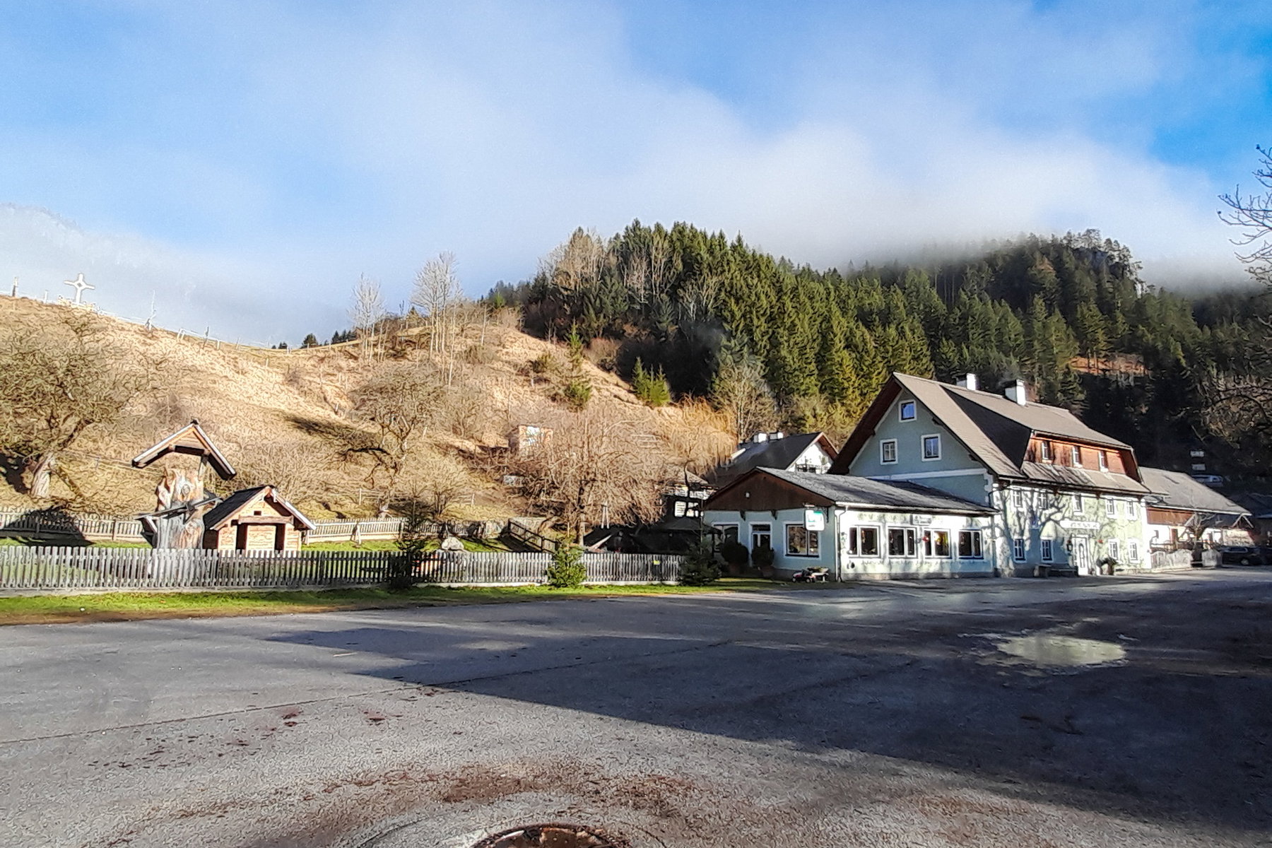 Dezemberwanderung auf die Sauwand bei Mariazell - Bahn zum Berg Kapfenberg